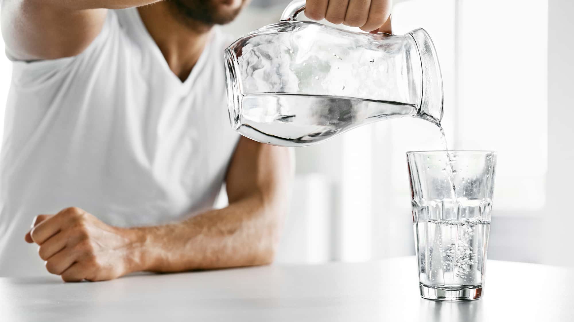 Mehr Wasser trinken: 7 Tipps